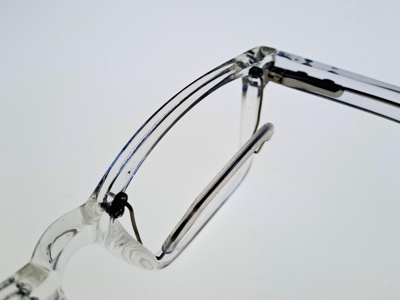 Ptosis Props | Spec-Care Services Ltd